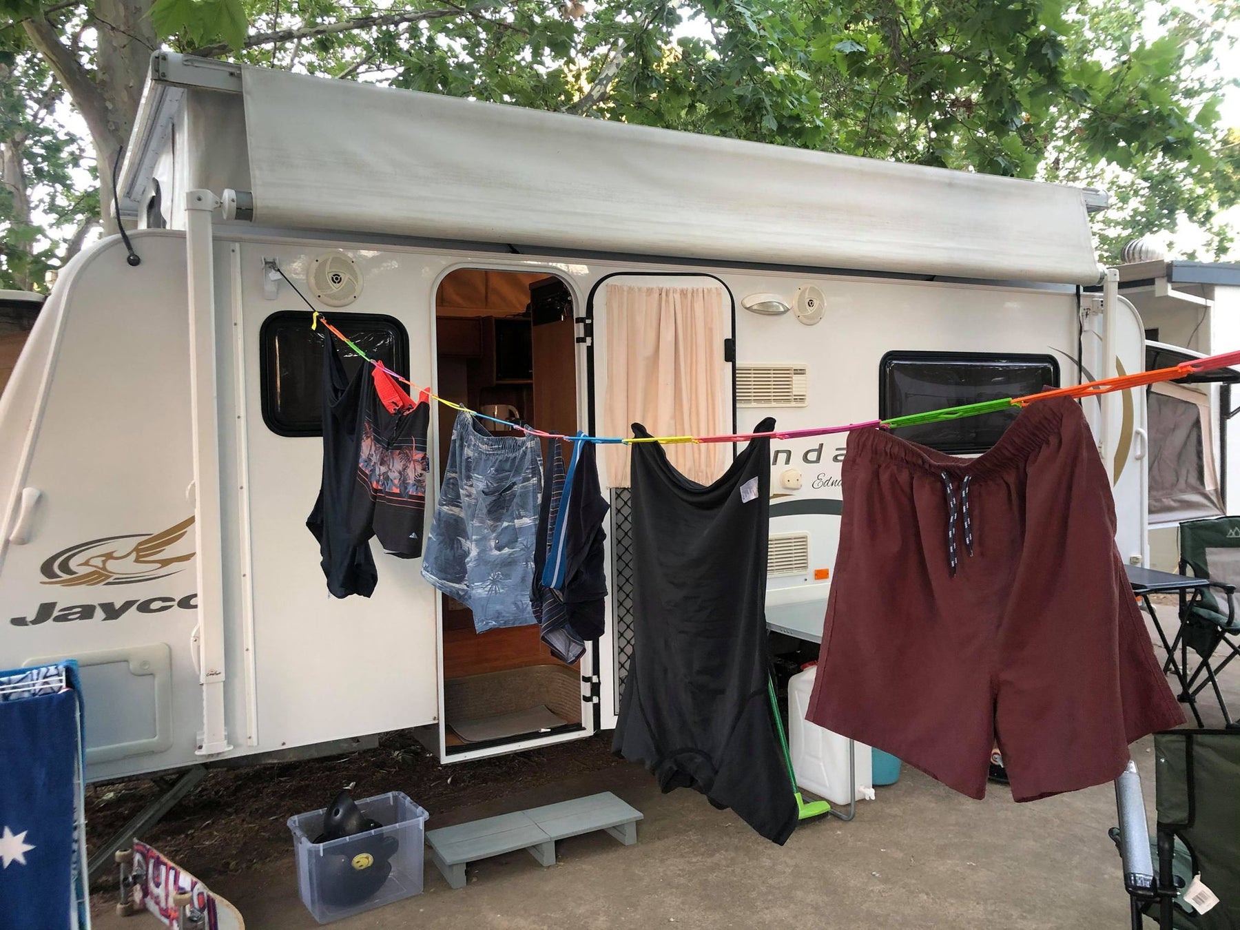 Travel Pegless Clothesline Kit – Laundry on the Go | Adventure Awaits
